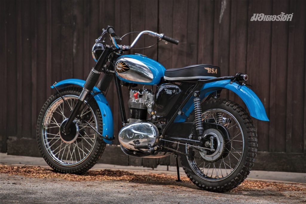 1961 BSA C15T - Motorcycle