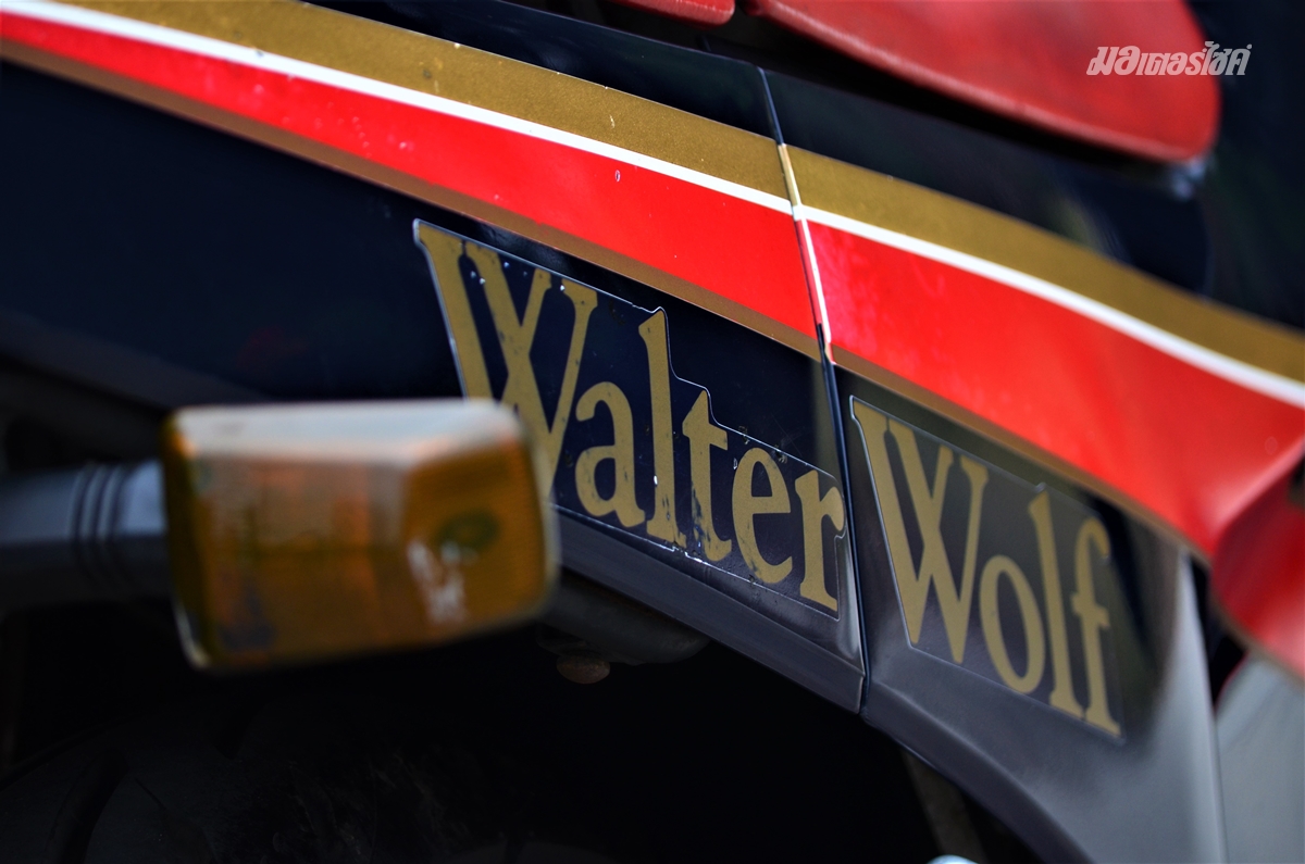 1986 SUZUKI RG250 Walter Wolf Special Version - Motorcycle