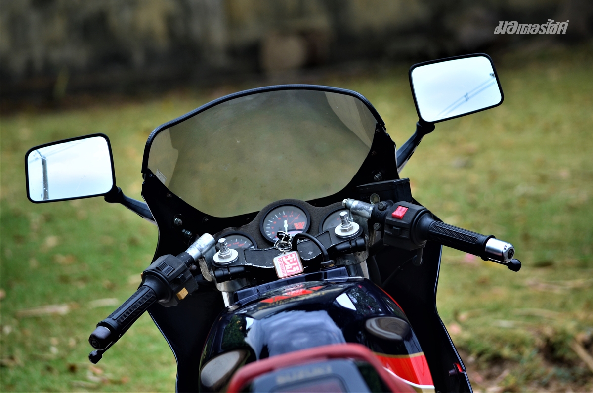 1986 SUZUKI RG250 Walter Wolf Special Version - Motorcycle