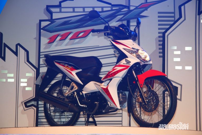 Honda CZ i - Motorcycle