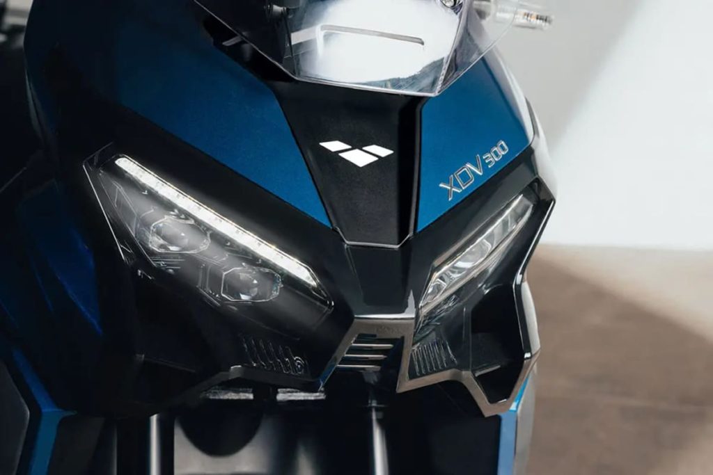 Lexmoto XDV 300 สกู๊ตเตอร์ขนาดเริ่มต้น พร้อมชุดแต่งแอดเวนเจอร์