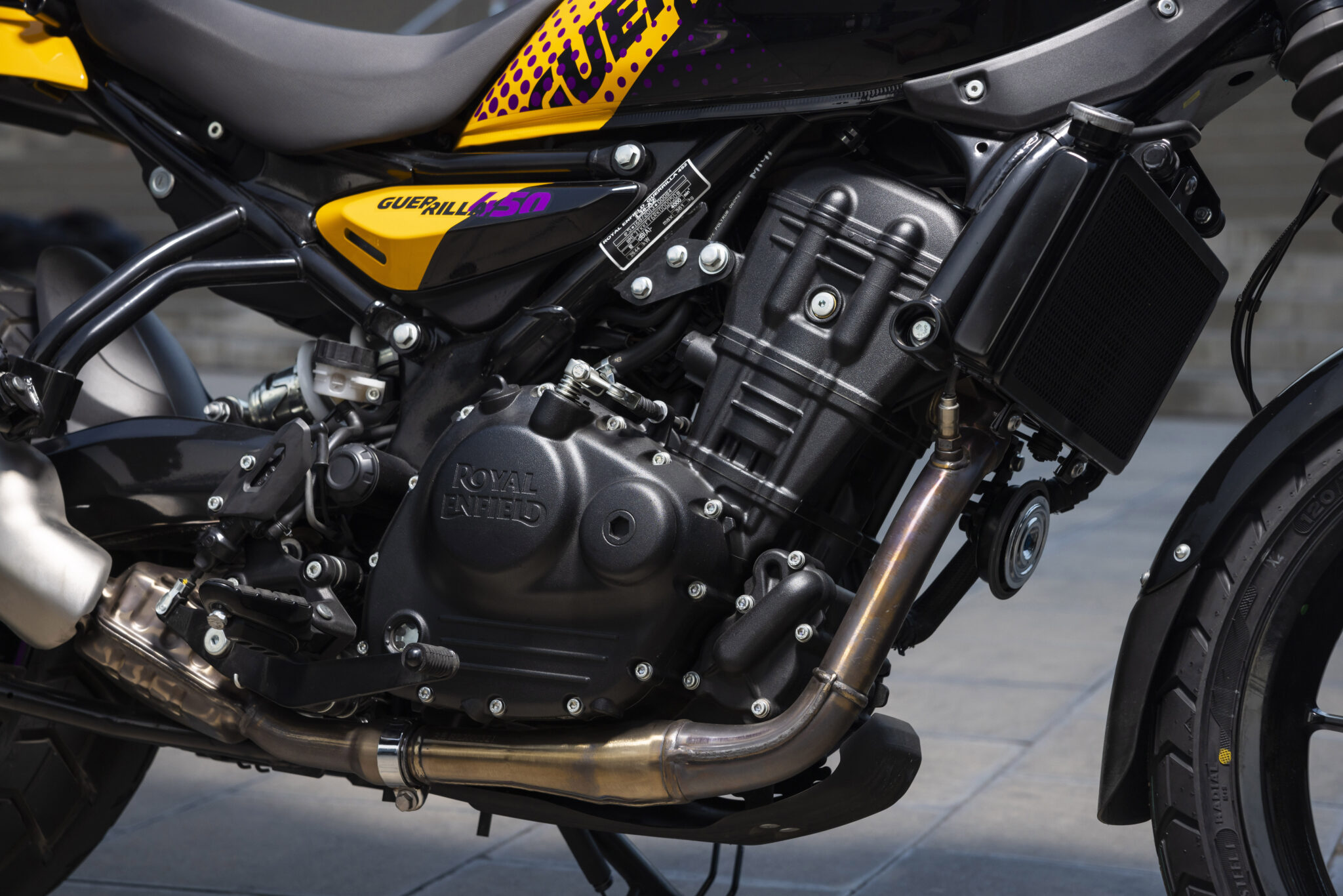 Guerrilla 450 เปิดตัวพร้อมราคา ครั้งแรกในโลกโดย Royal Enfield